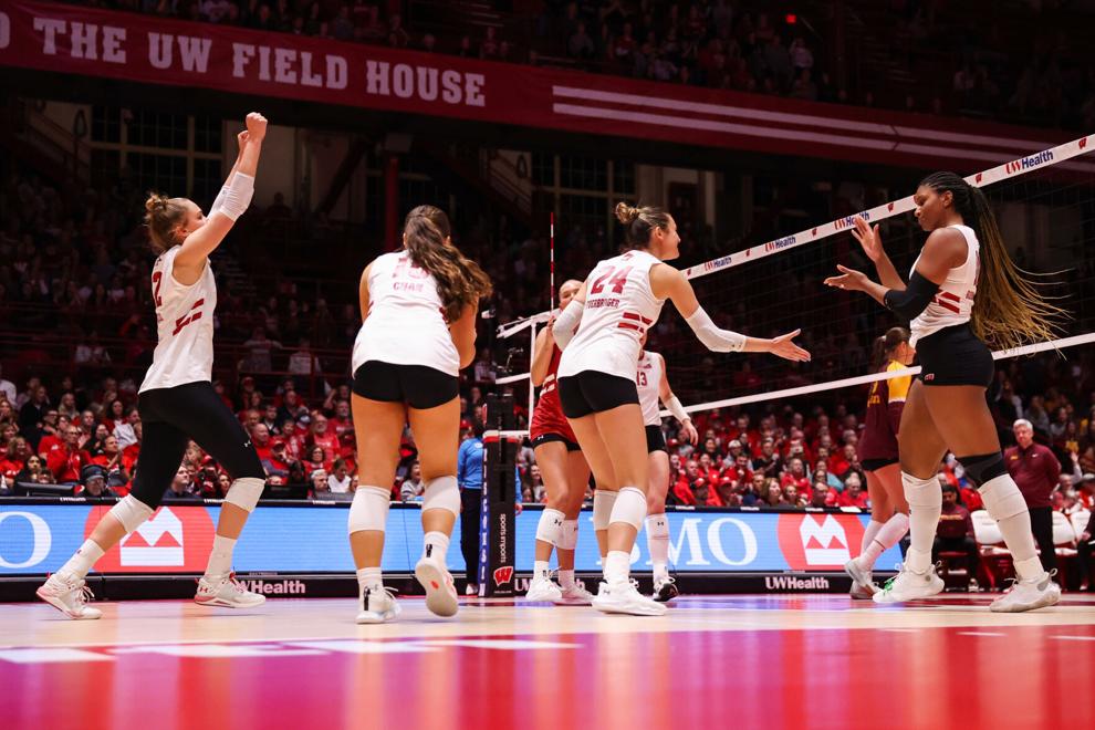 Devyn Robinson, Anna Smrek, Caroline Crawford get drafted