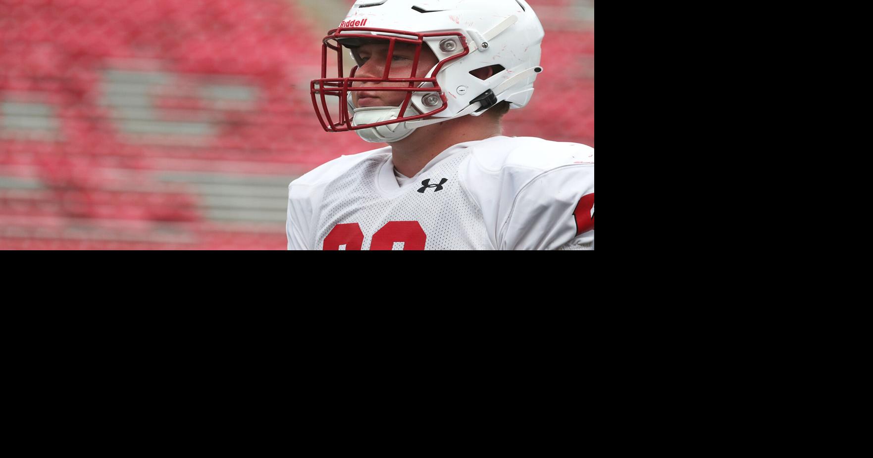 Notebook: How Cade McDonald fits into Wisconsin football's deep ...
