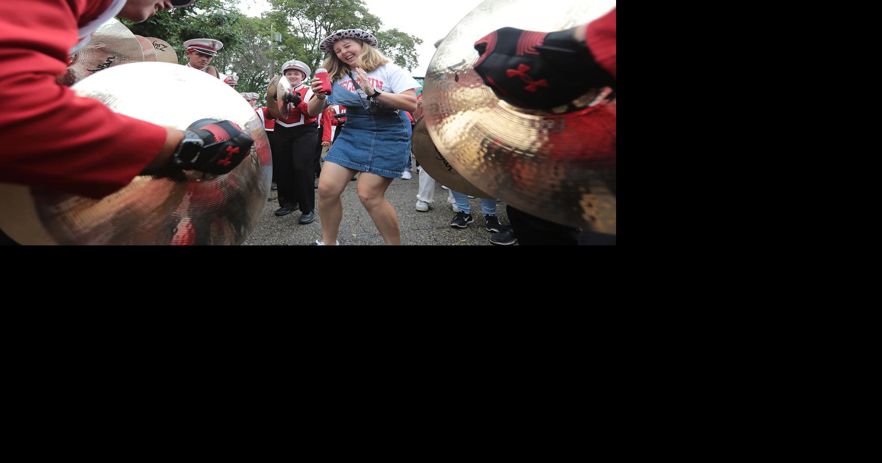 Photos: Wisconsin football fans revel in the team's season opener