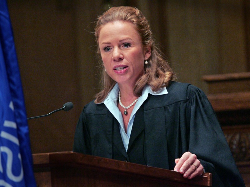 Campaign contributions should trigger judge, justice recusal