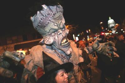 UW students 'on board' for this year's Freakfest
