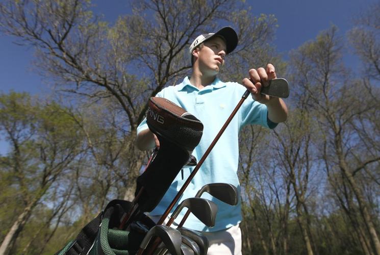 Prep boys golf: Cerebral palsy no impediment for Memorial senior Cody Cook