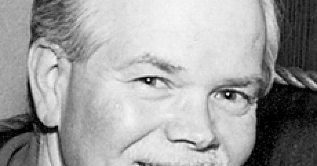 Oswald, Leonard “Skip”