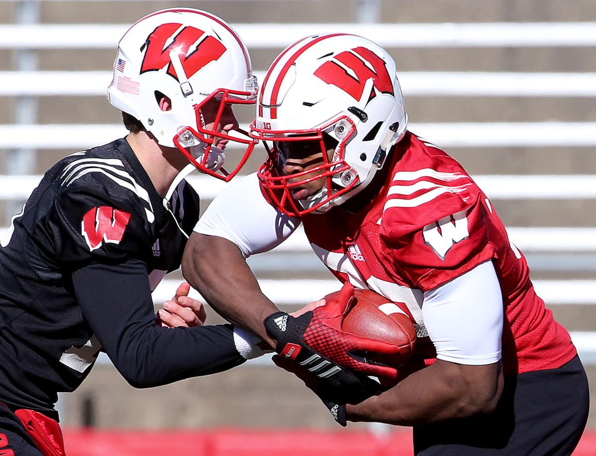 Badgers football: Leon Jacobs to play both ways after injury to Chris Orr