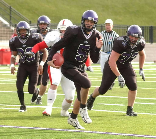 WIAC football teams to play non-conference game against league foe