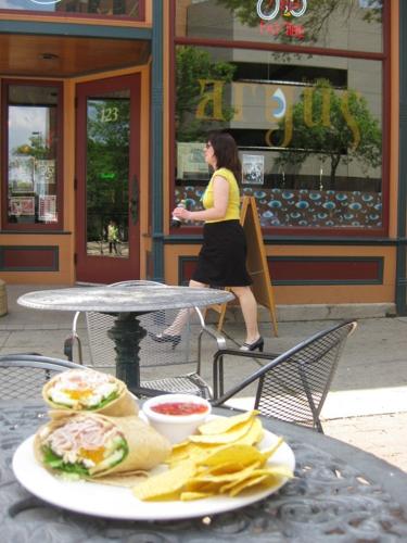 Let's Eat for $7.70: Argus offers huge menu of tasty, inexpensive bar fare