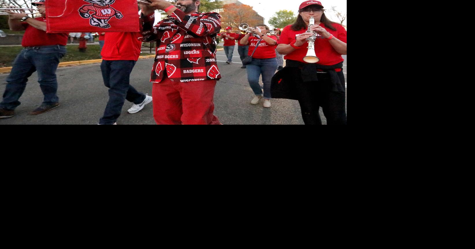 Multiple roads closed for UW Madison homecoming parade
