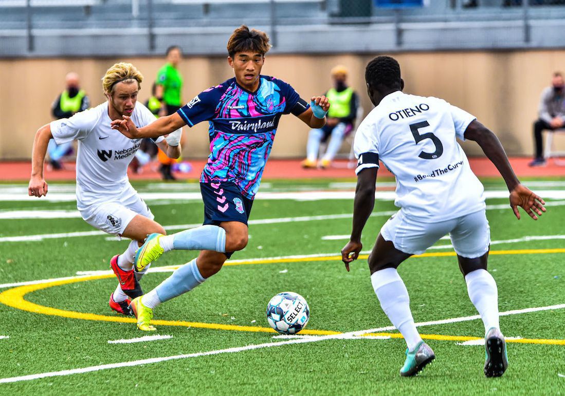 Michael Vang re-signs with Forward Madison FC after team MVP debut season