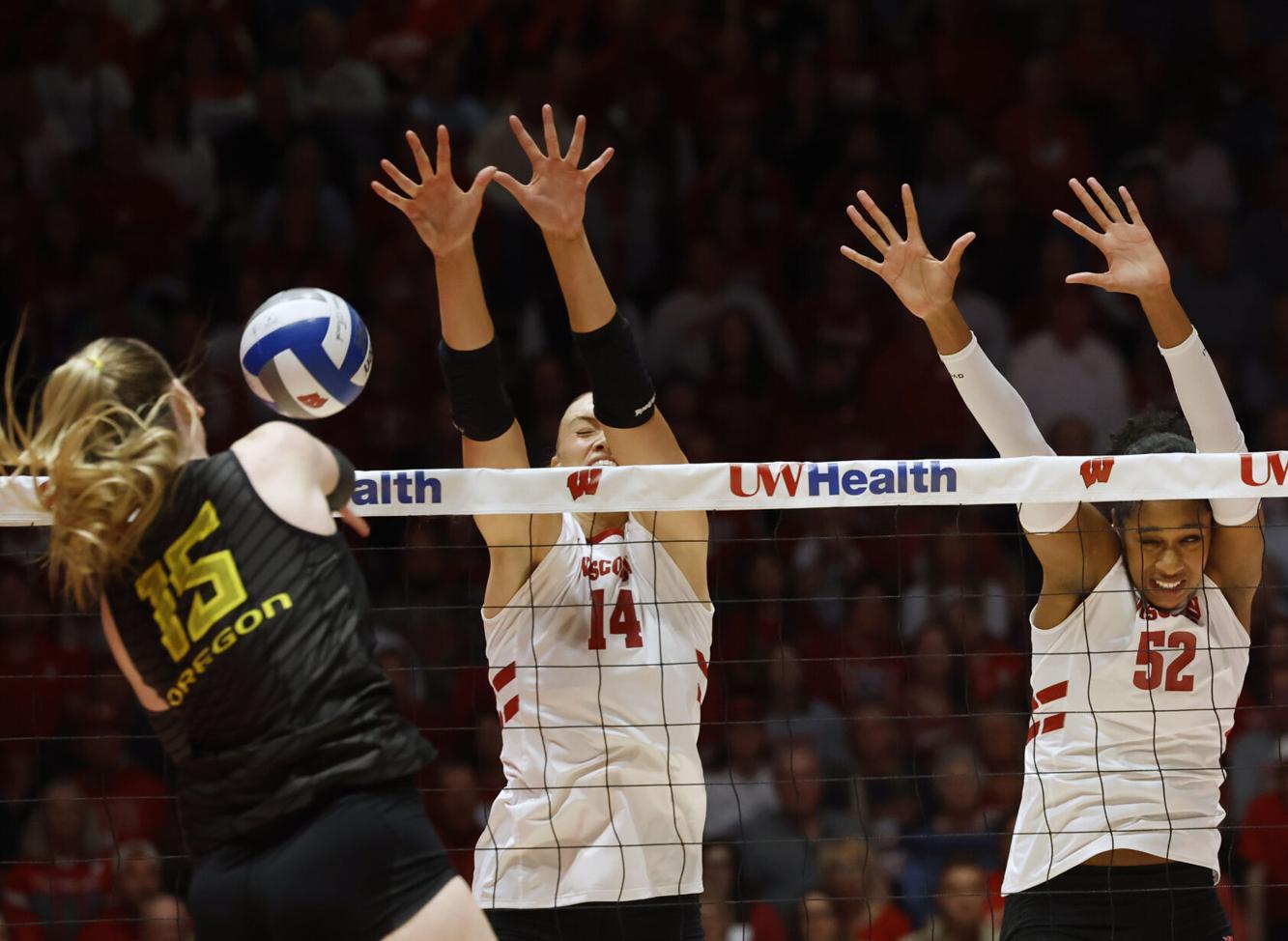 Wisconsin volleyball vs. Michigan: Score, analysis