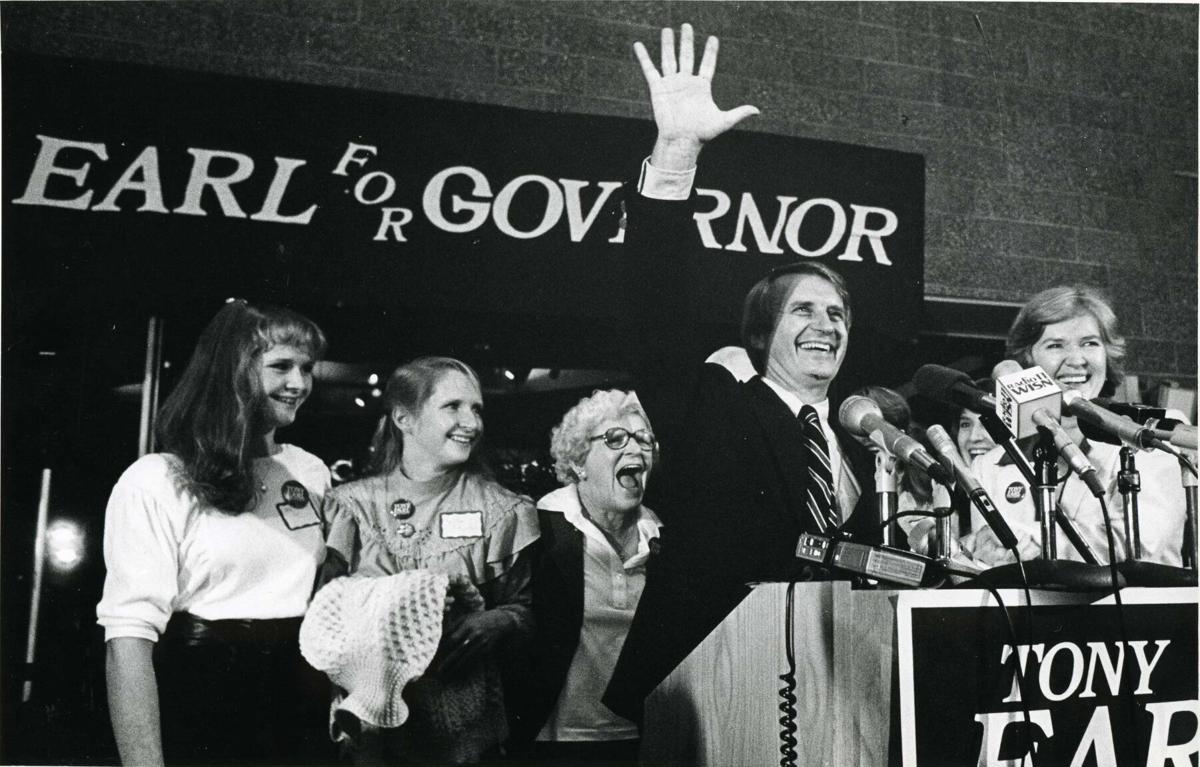 Former Wisconsin Gov. Tony Earl suffers stroke, now getting palliative care