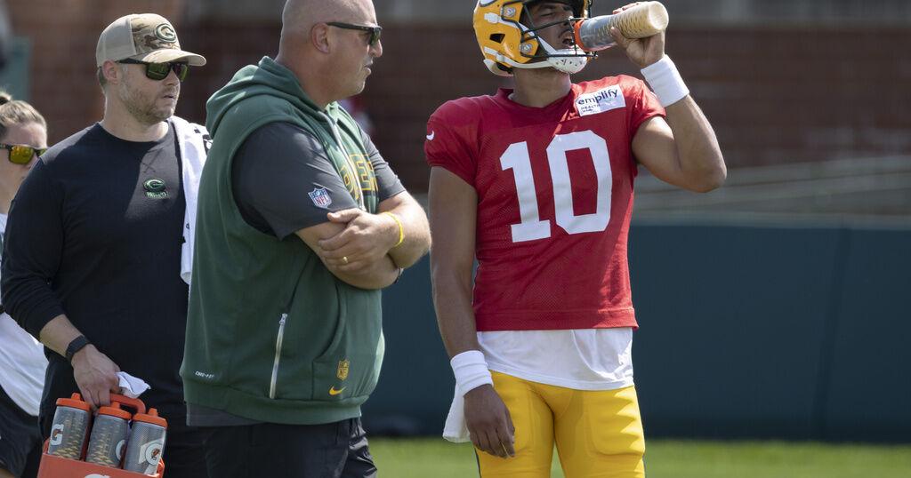 Titans interested in Packers OC Adam Stenavich for vacancy