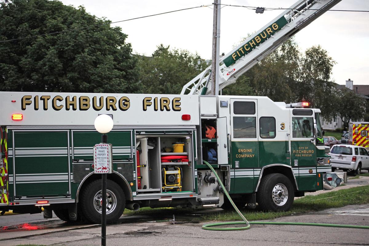 Man dies in Fitchburg apartment fire