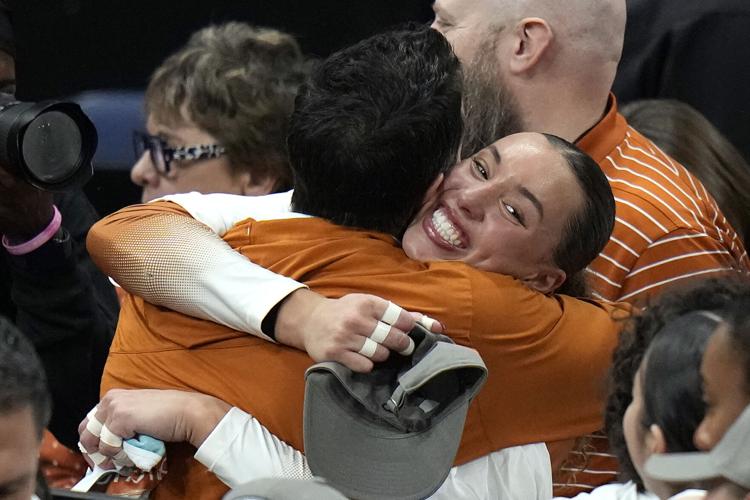 Skinner, Swindel help Texas defend volleyball title