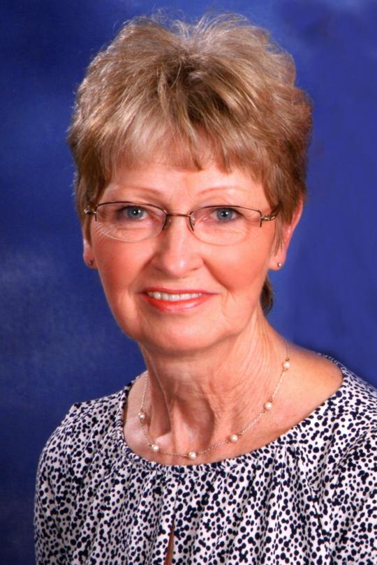 Doescher, Christine "Chris"