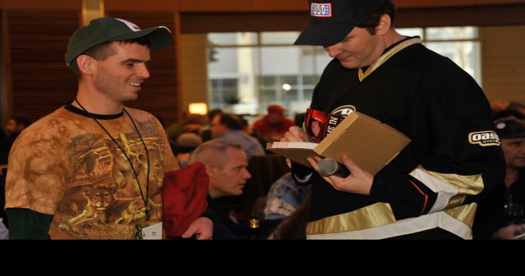 Doug Moe: Poker star goes all in to benefit charity