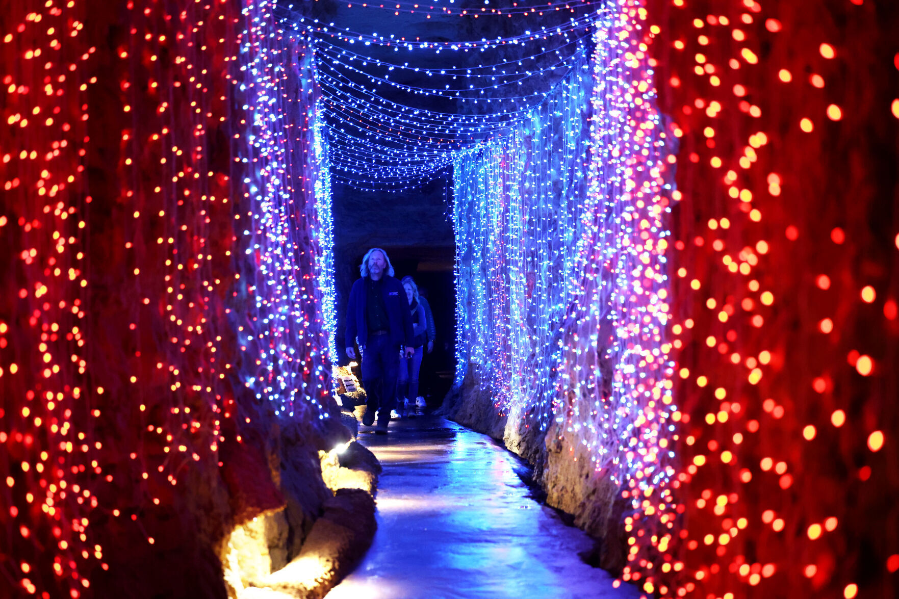 Photos: Cave of Lights