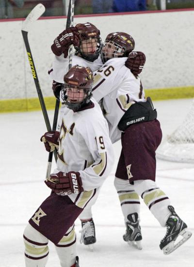 WIAA boys hockey: Playing shorthanded suits Madison Edgewood just fine ...