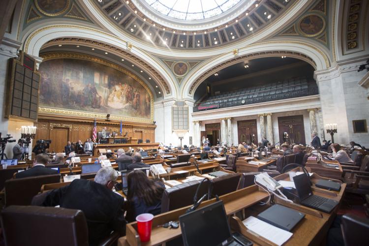Wisconsin lawmaker gives up leadership post, won't resign over drunken ...