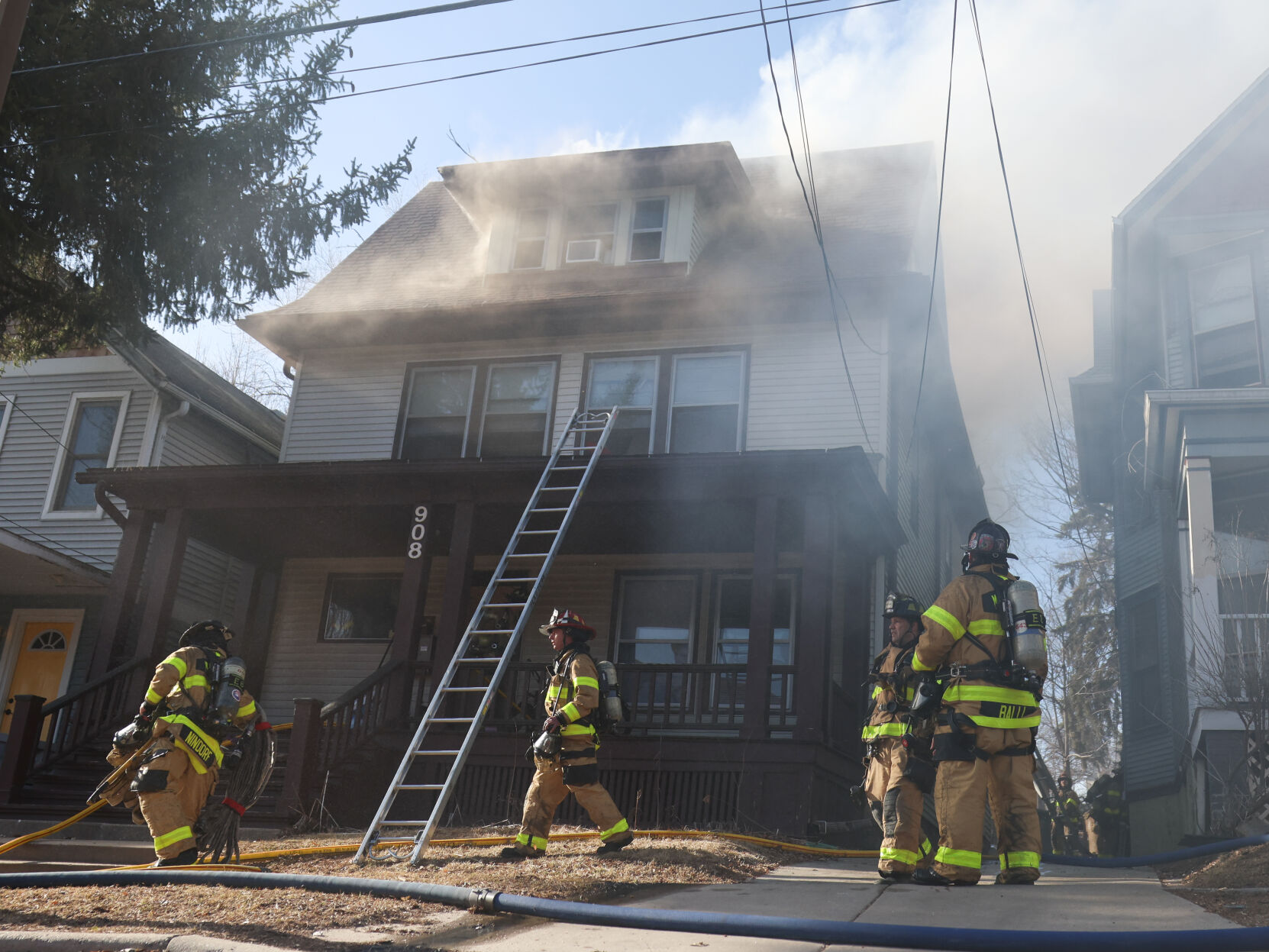Fire damages house in Madison, Wisconsin