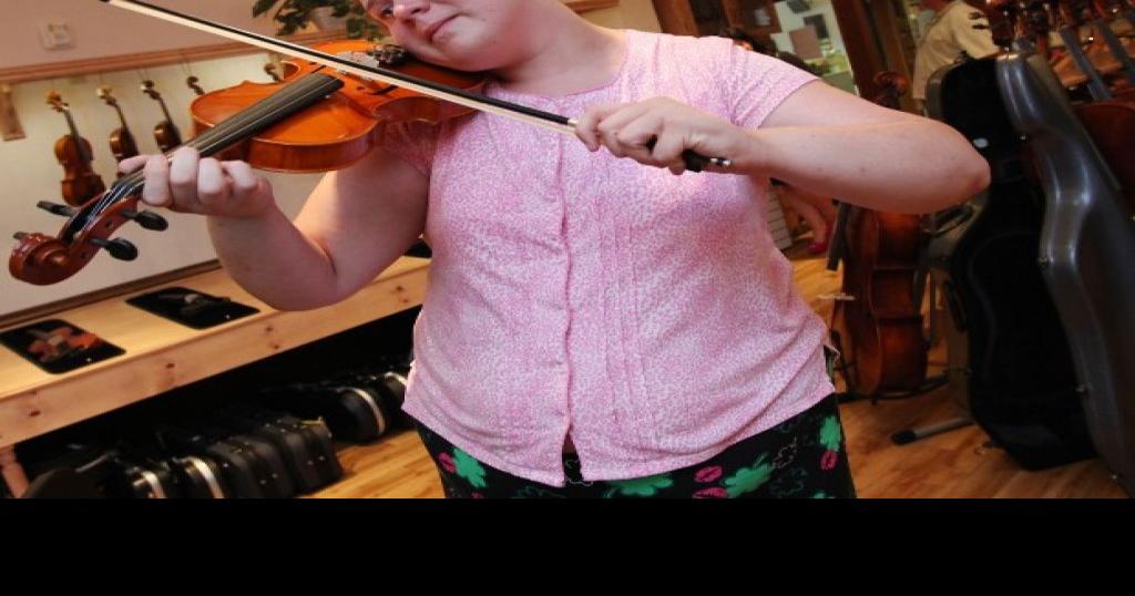 Madison homeless musician gifted, with a violin