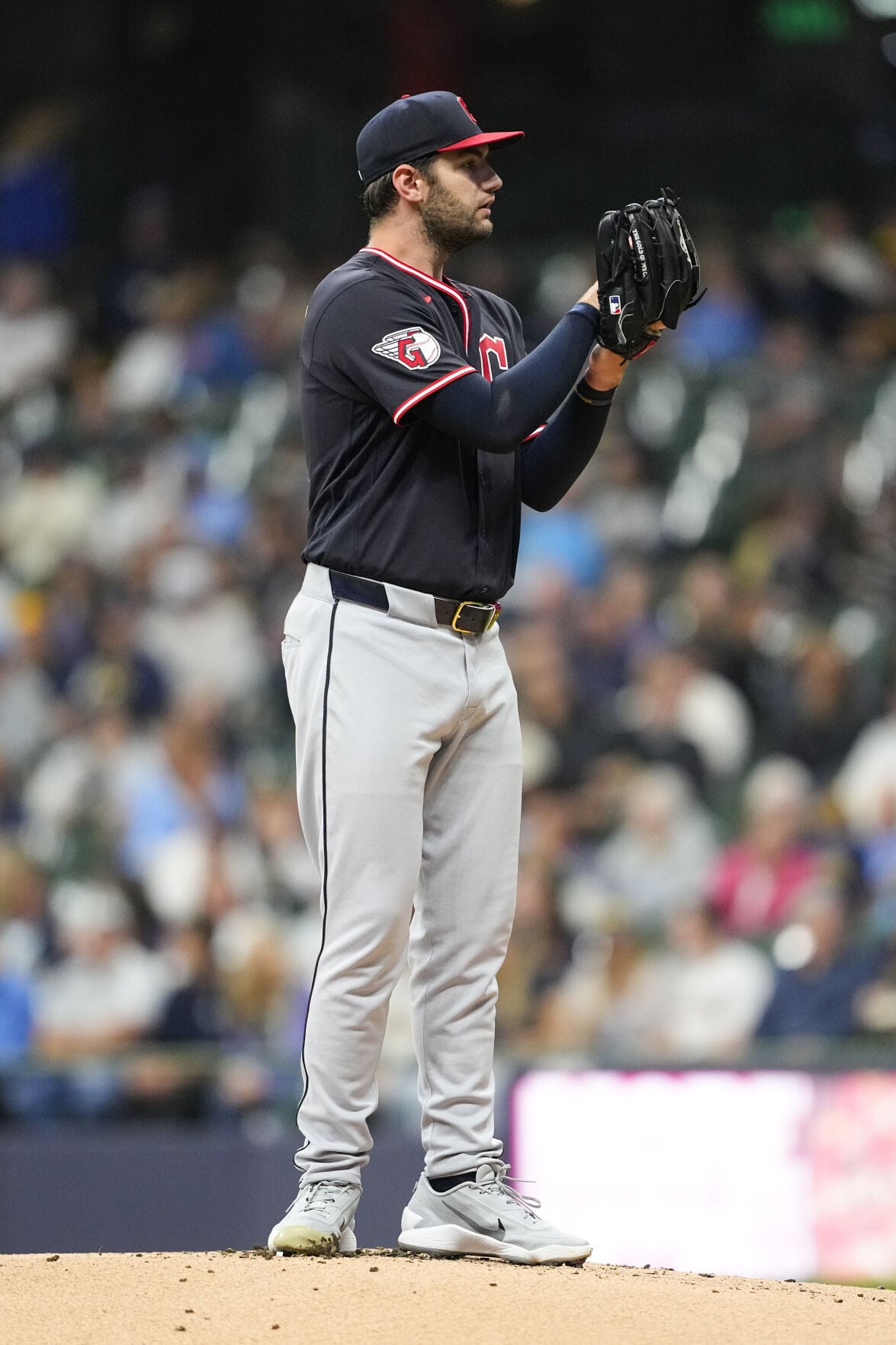Photos: Brewers continue series against Guardians in Milwaukee