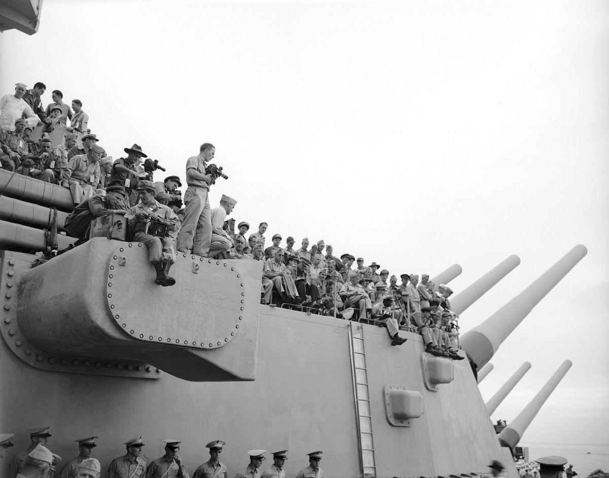 Photos: 70th anniversary of Japanese surrender