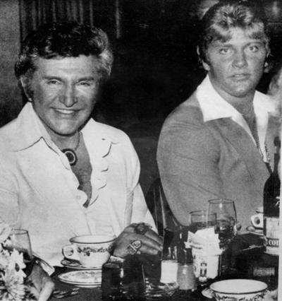 'Behind the Candelabra': Liberace biopic based on book by La Crosse lover