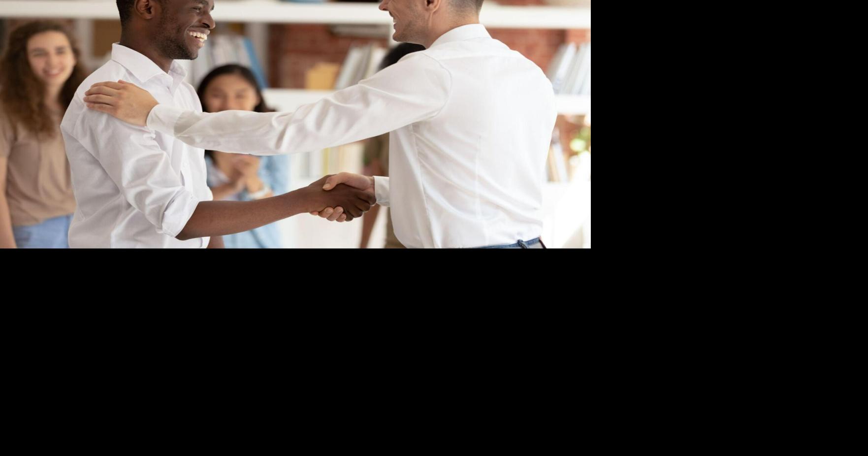 11 Effective Ways To Celebrate Employee Appreciation Day in Your Office