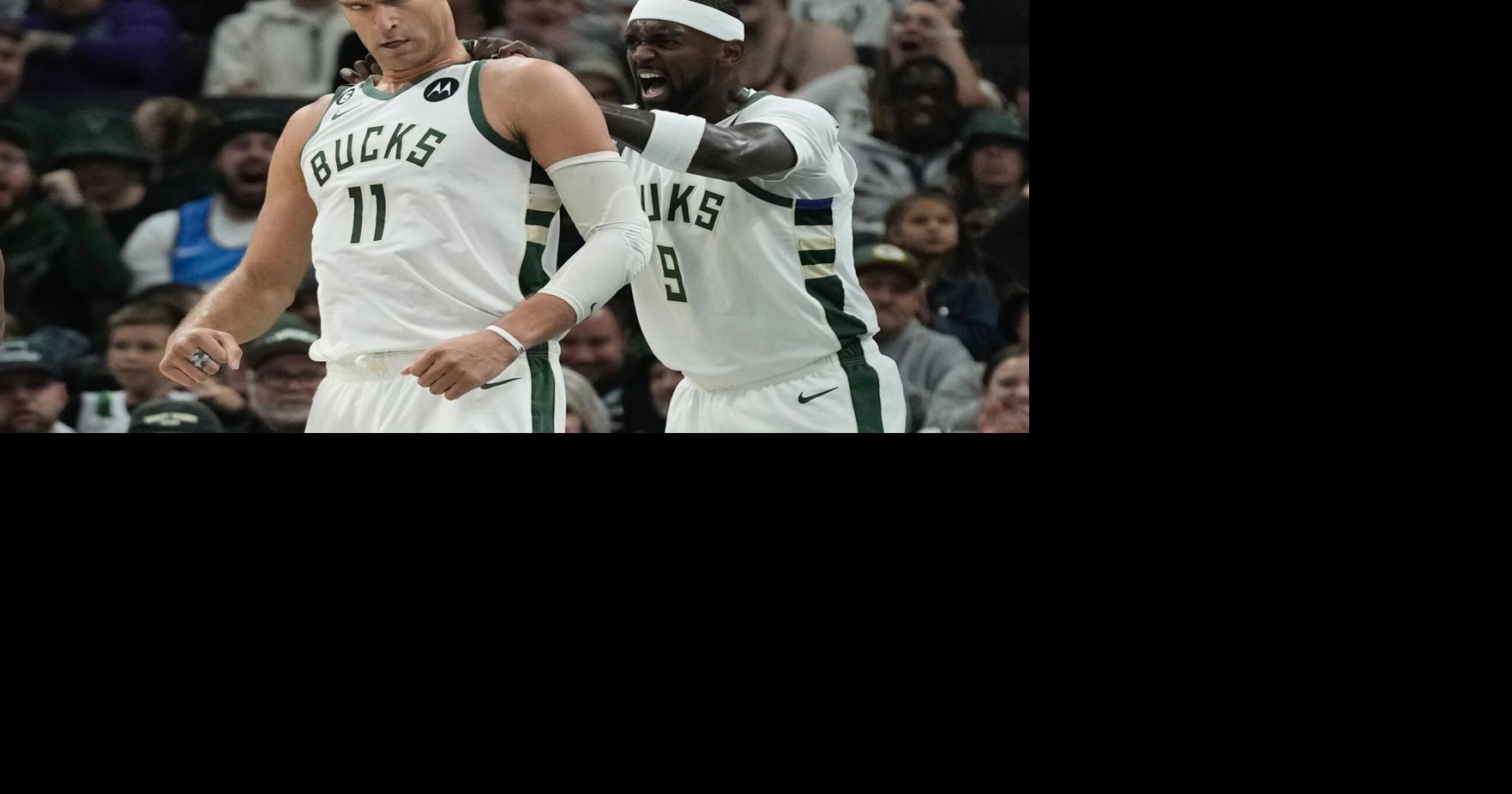 Bucks belt Pistons, extend unbeaten start to 7 games