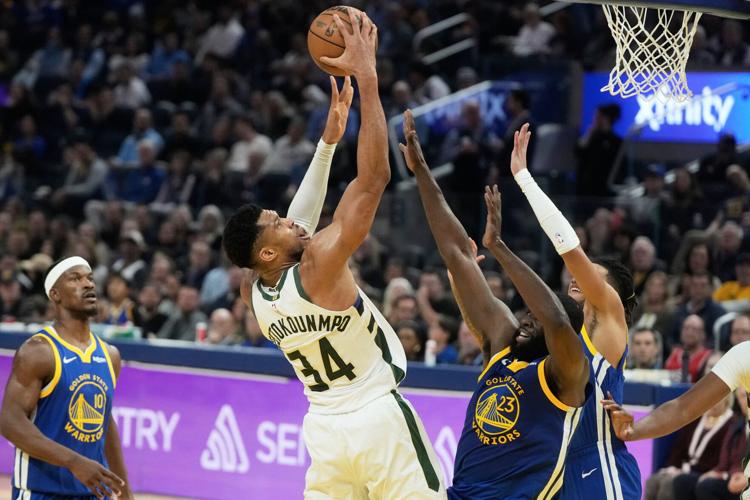 Bucks lose after falling to Warriors on road