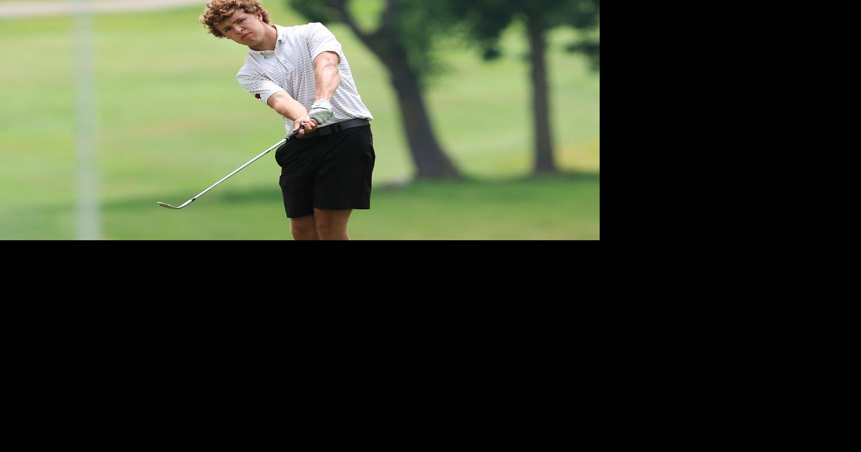 Scenes from Day 1 of the WIAA state boys golf tournament
