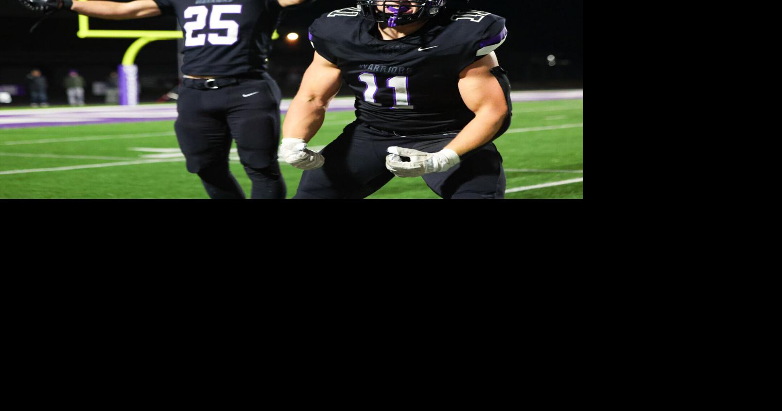 Waunakee football comes back to defeat Chippewa Falls