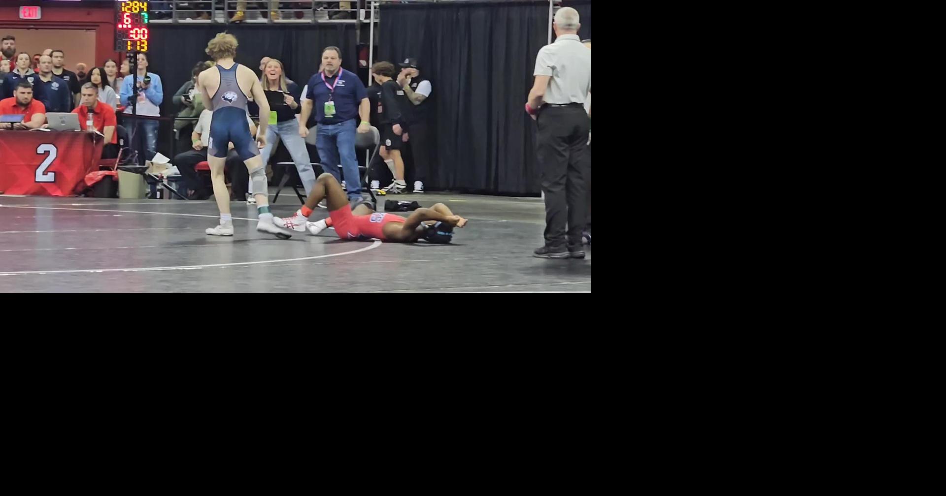 Reedsburg's Treynor Curtin rides out final seconds of comeback win