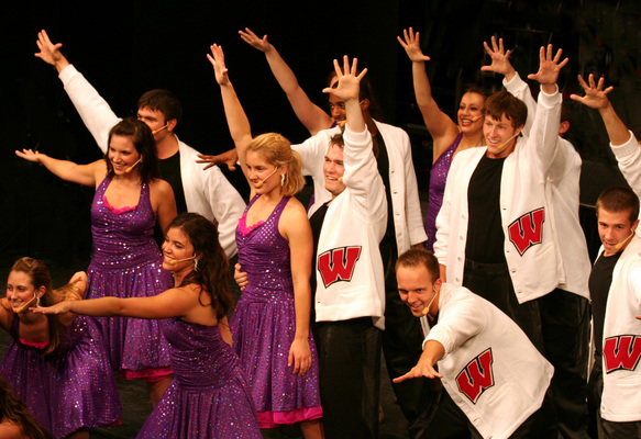 Wisconsin Singers celebrates 40th anniversary this weekend