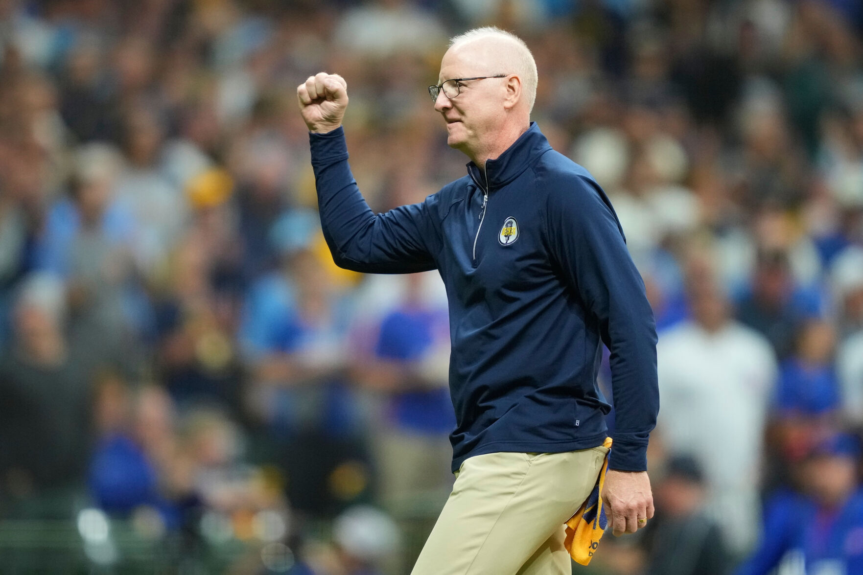 Cubs head home on brink of elimination by Brewers in NLDS