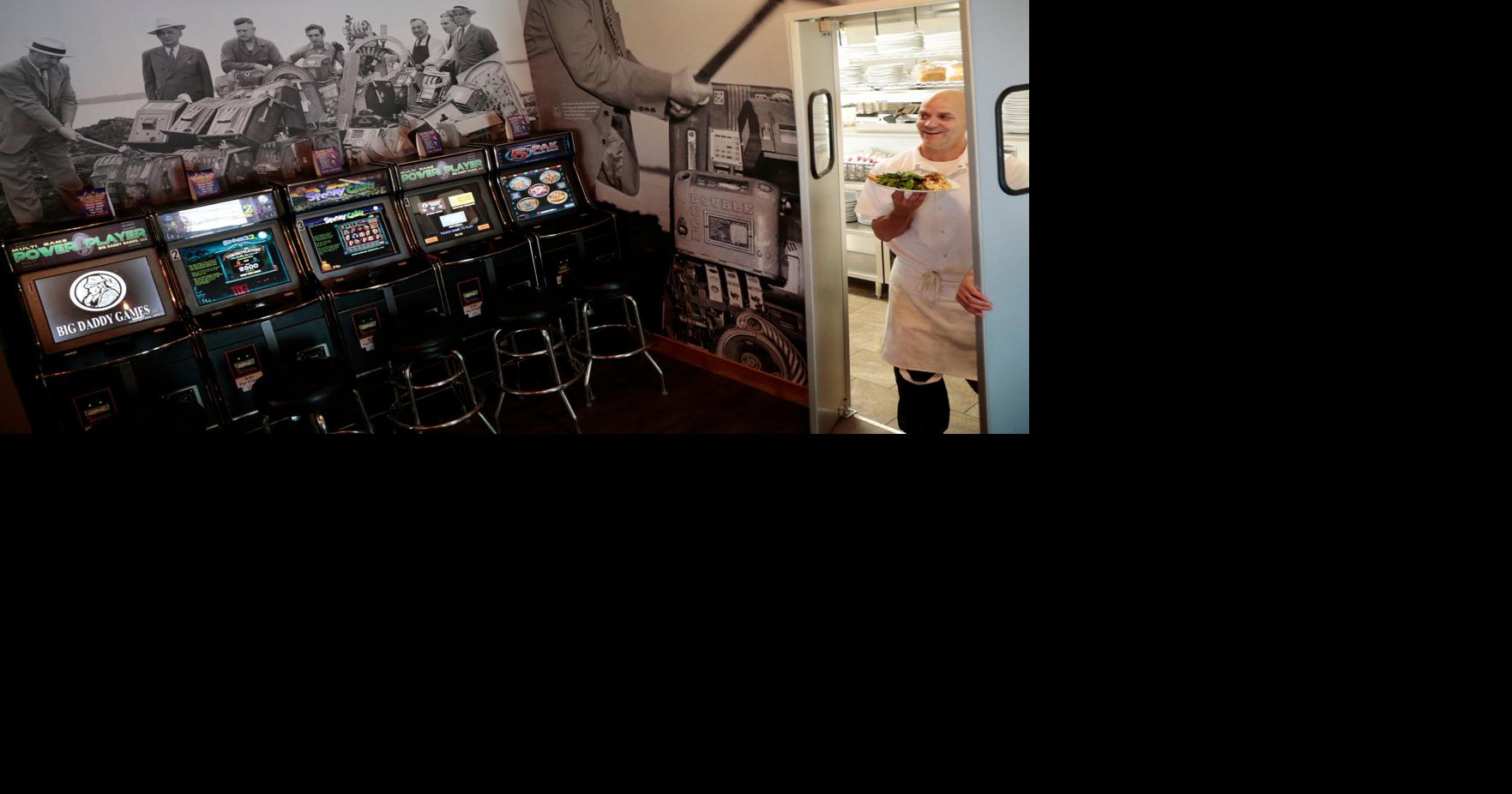 Restaurant review: Off Broadway Drafthouse goes far beyond bar food