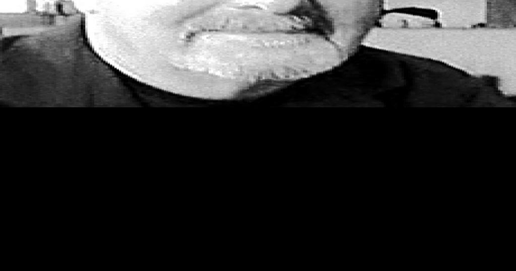 Stowell, Robert Curtis "Curt"