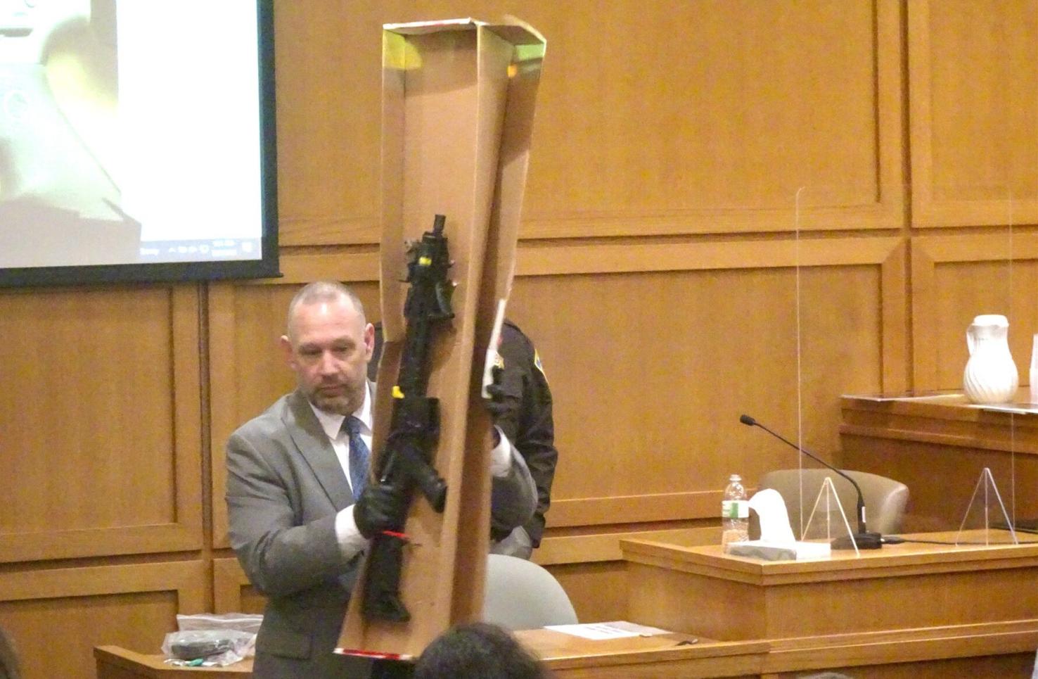 Testimony at state agent's shooting trial involves aftermath