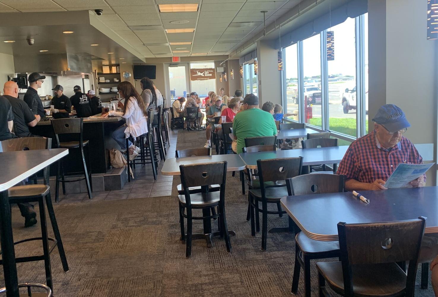 Jet Room still a favorite Madison breakfast destination