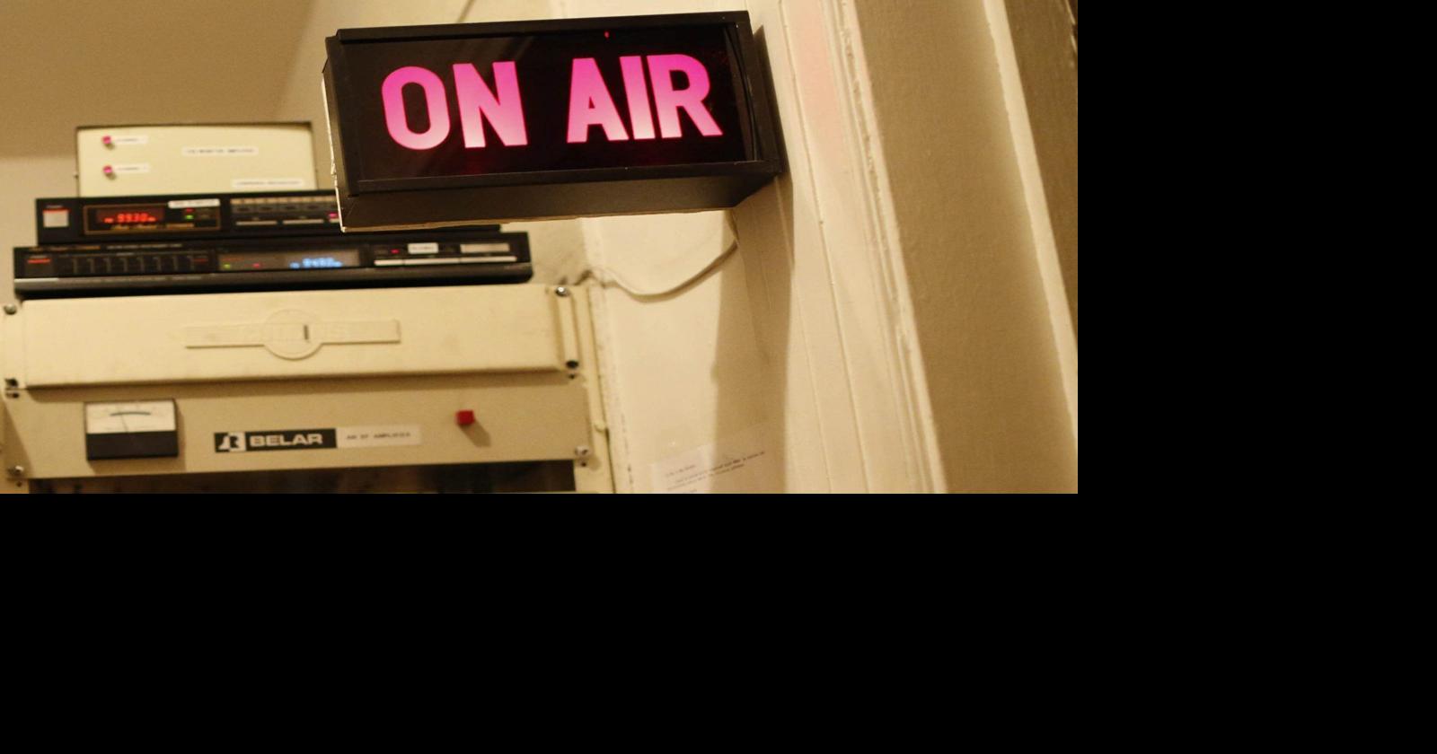 WGR sports co-host Howard Simon cutting schedule to three days a week