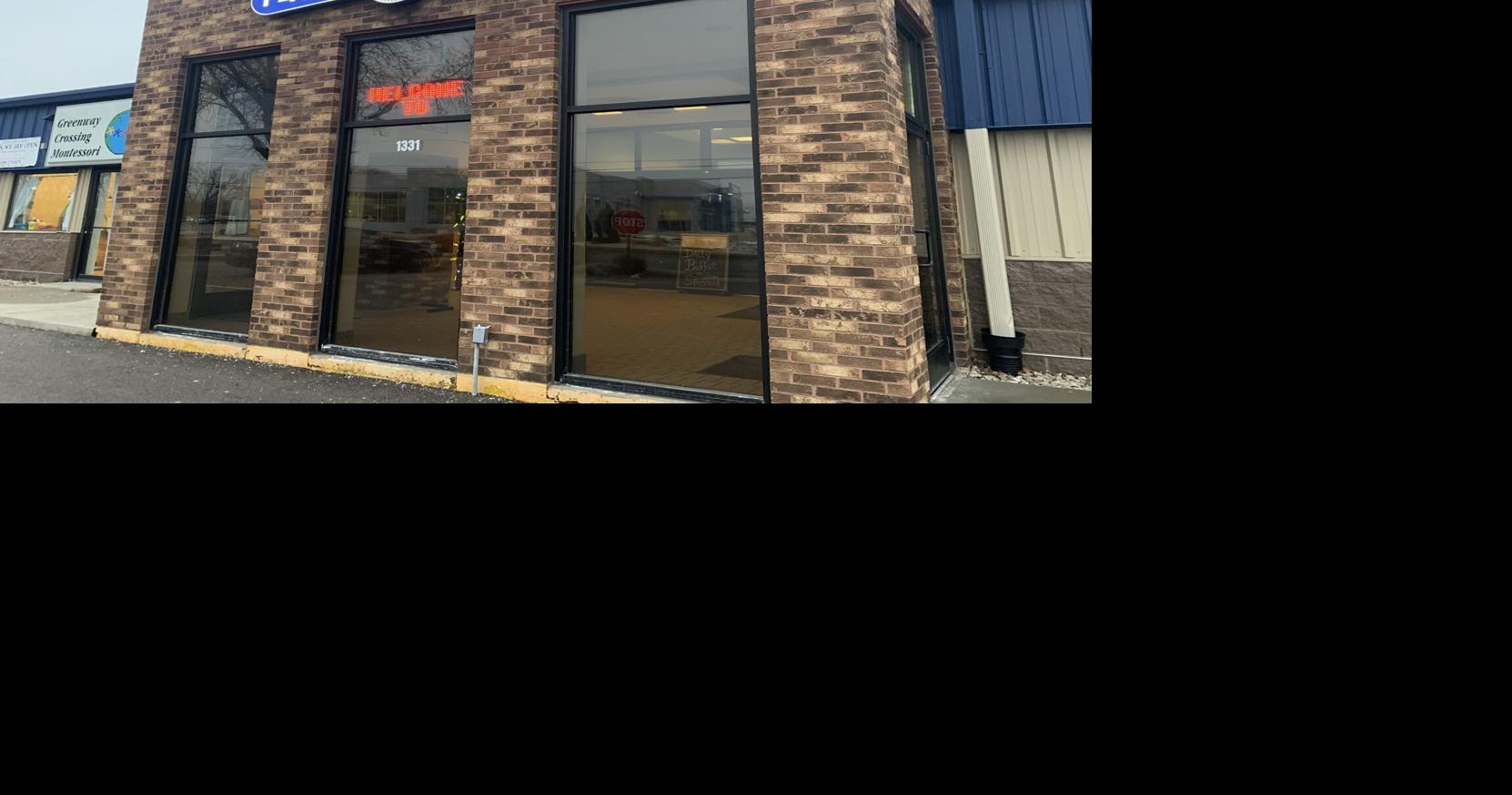 Restaurant review: Find plenty of satisfaction at Paco's Tacos