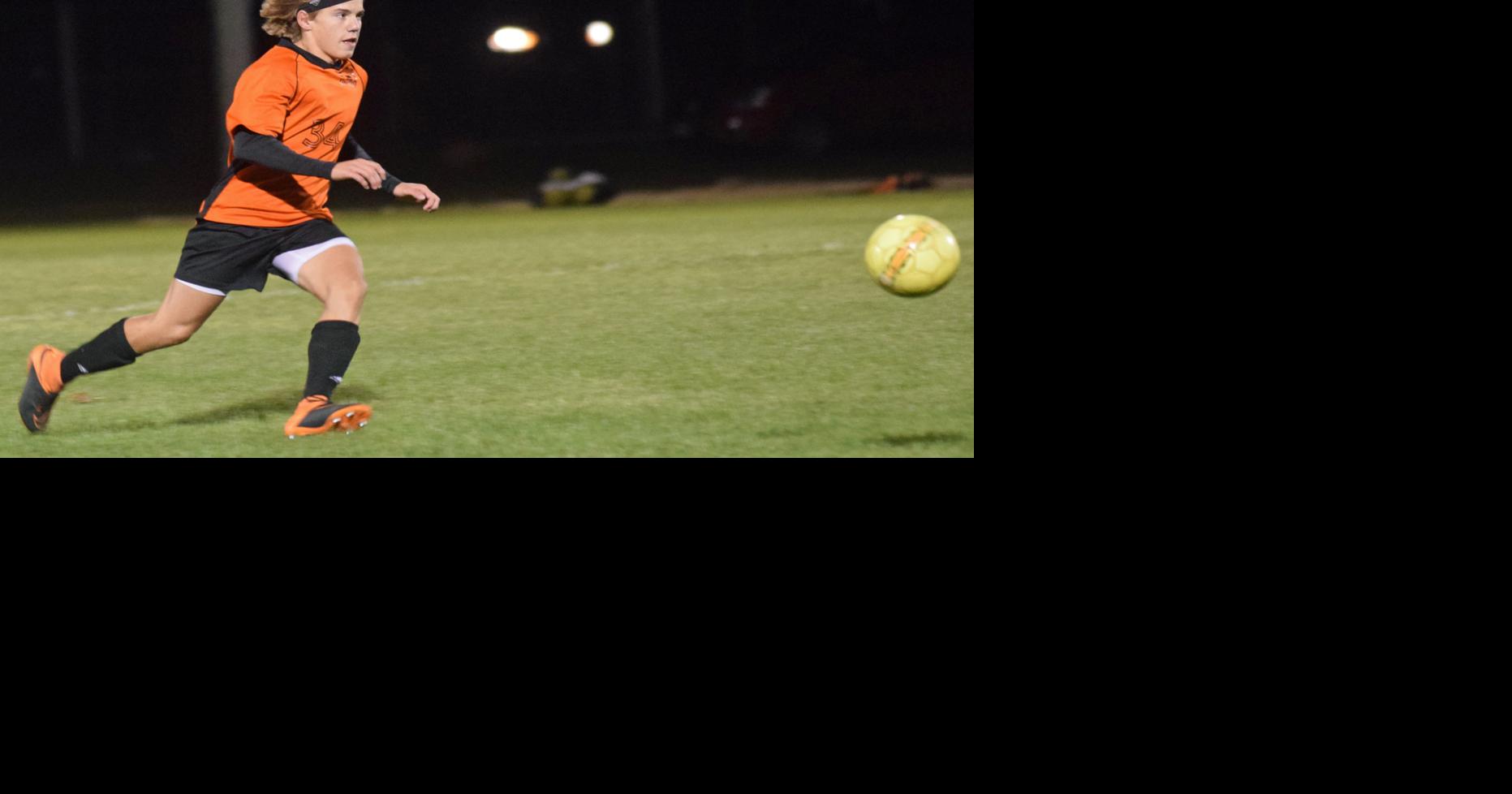 High school sports highlights: DeForest football, multiple area boys ...