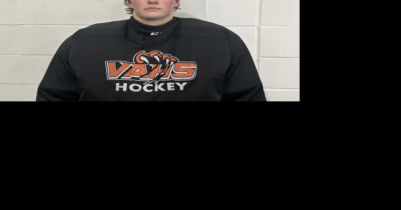 Meet Verona boys hockey senior goalie Blake Craven