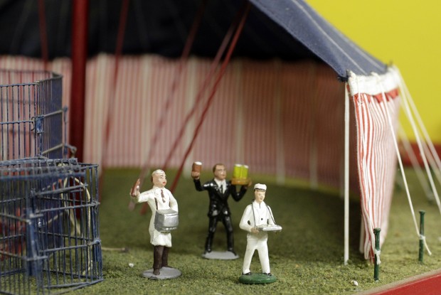 Model Circus Convention brings tiny big tops, wagons to Circus World Museum