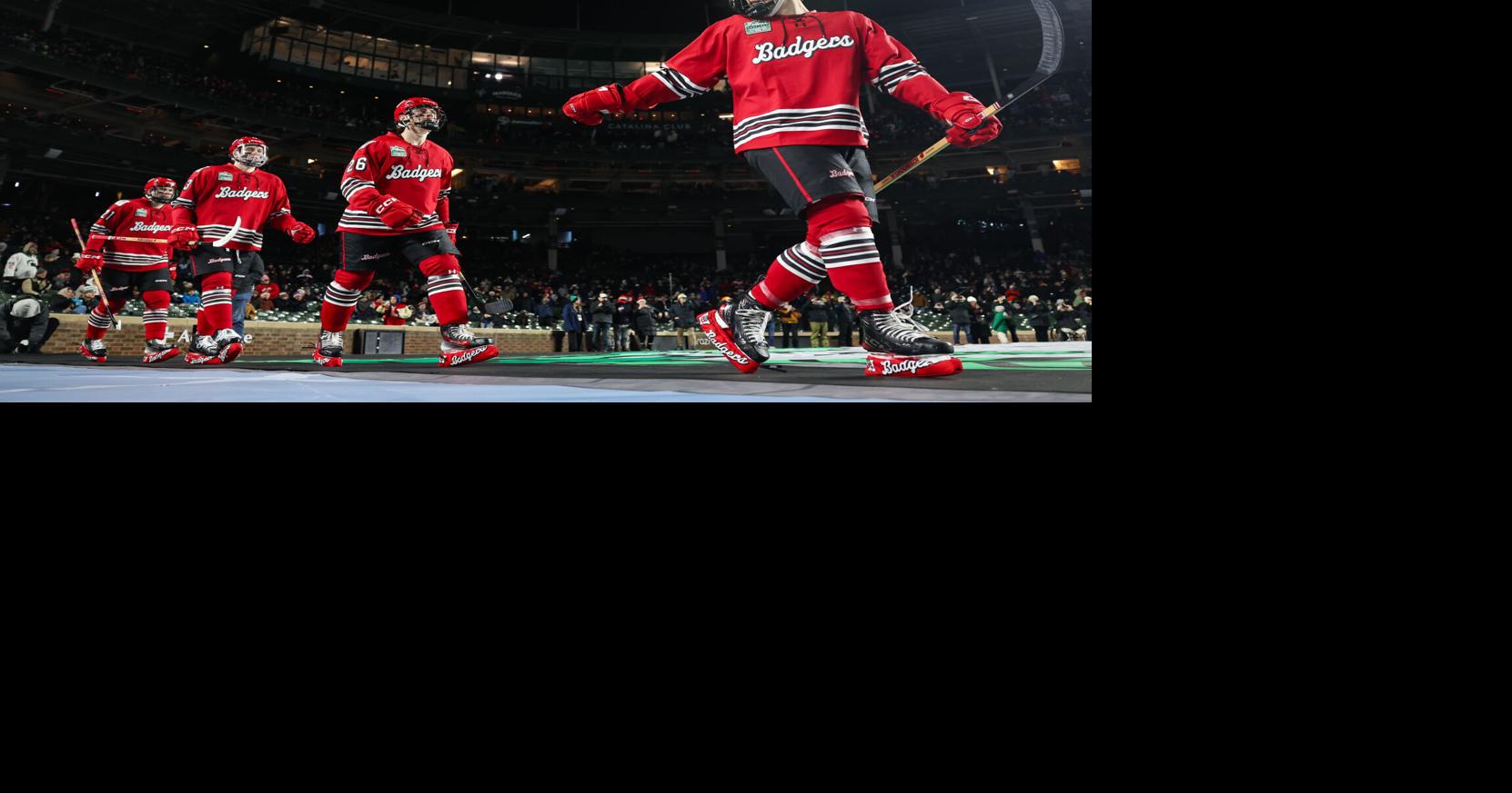 What Wisconsin hockey teams experienced at Wrigley Field