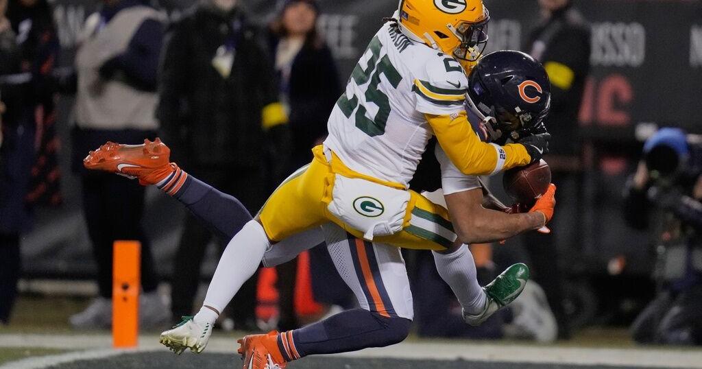 Packers fumble golden opportunity in battle with Bears