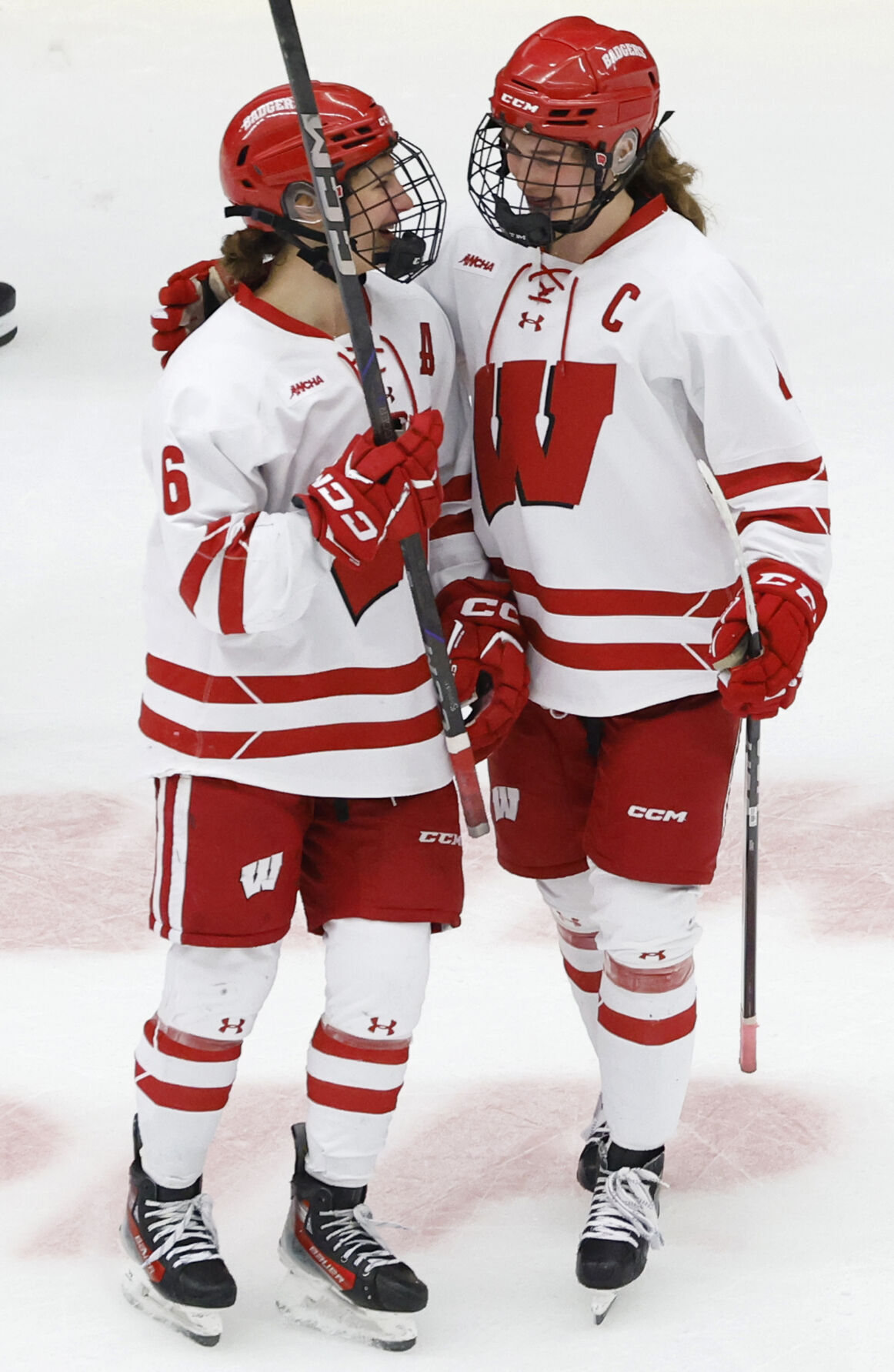 How to watch Wisconsin women's hockey vs. Minnesota Duluth