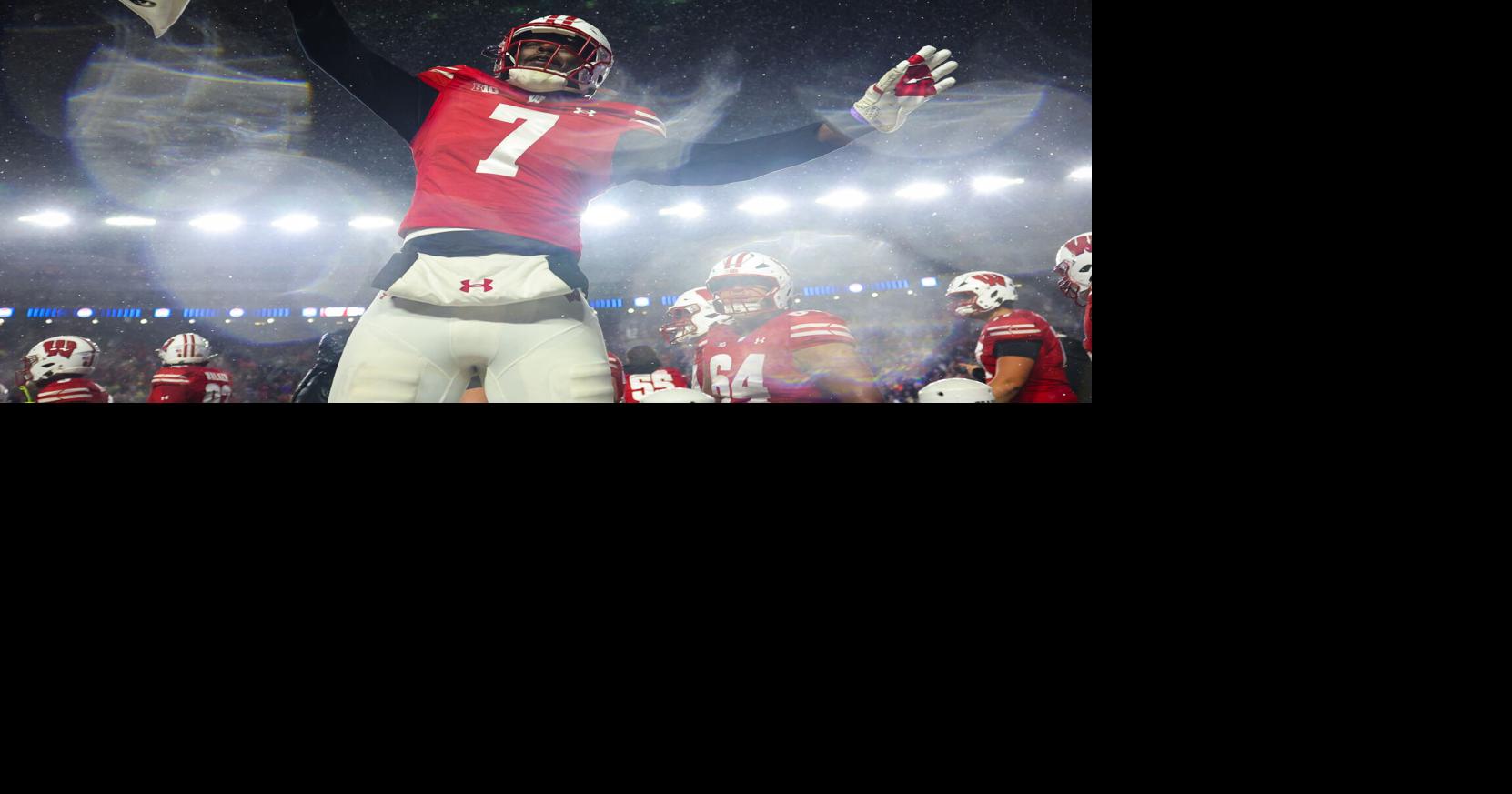 Wisconsin football fans bask in glow of an upset win