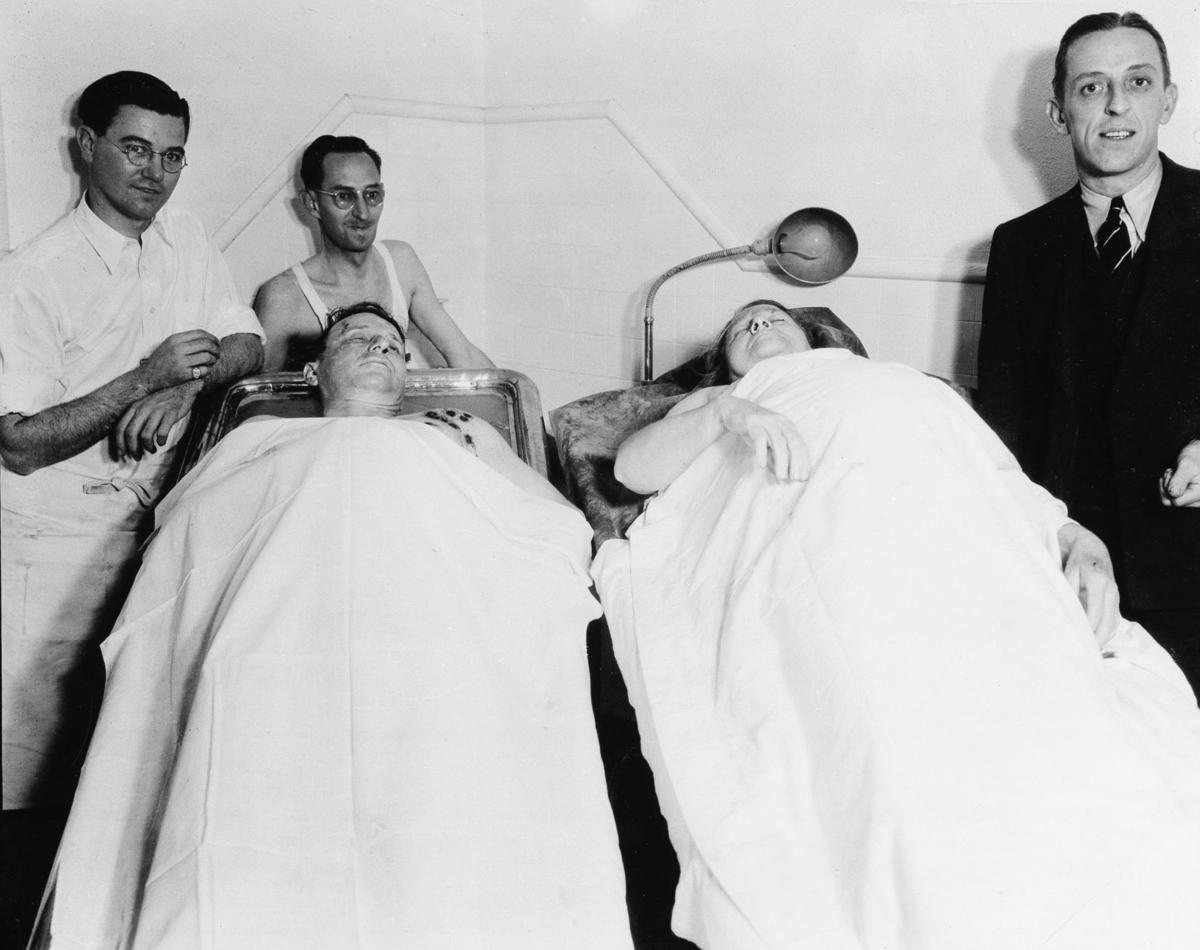 1935: Fred Barker & Kate "Ma" Barker