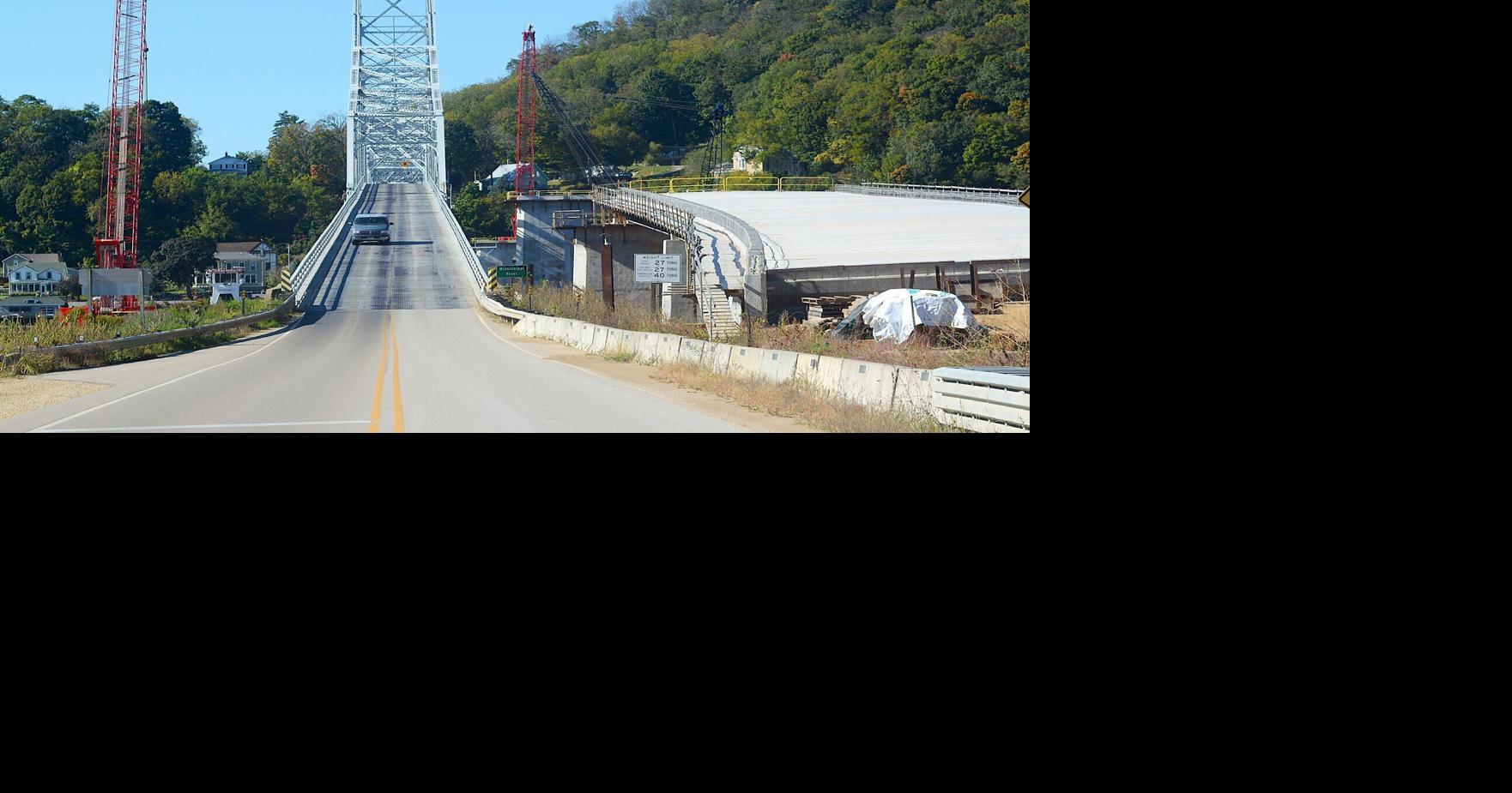 Car ferry to begin few weeks after Black Hawk Bridge closes